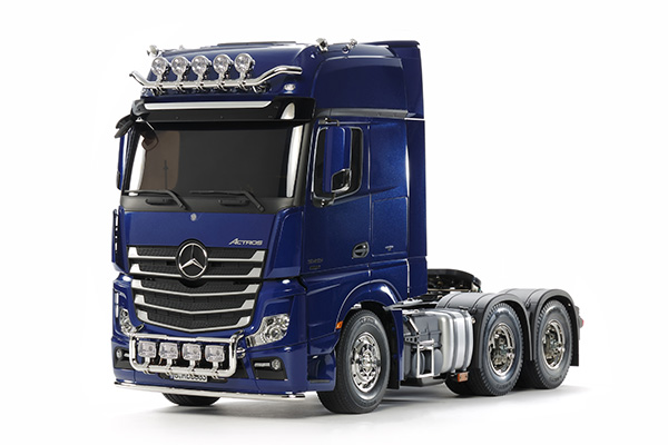Tamiya 56354 Mercedes-Benz Actros - 3363 6x4 GigaSpace Pearl Blue ...